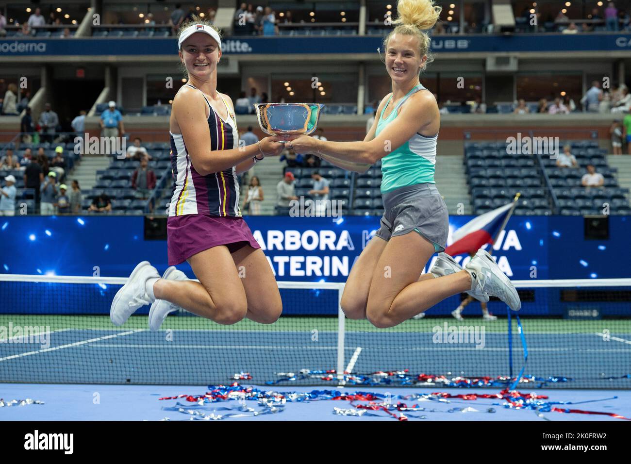 Katerina siniakova 2022 hi-res stock photography and images - Alamy