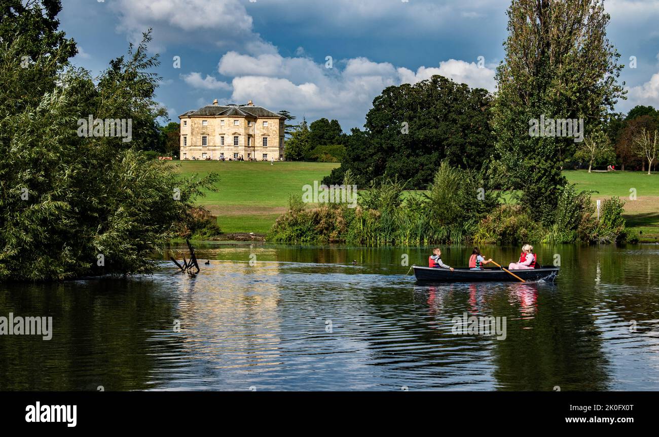 Danson park hi-res stock photography and images - Alamy