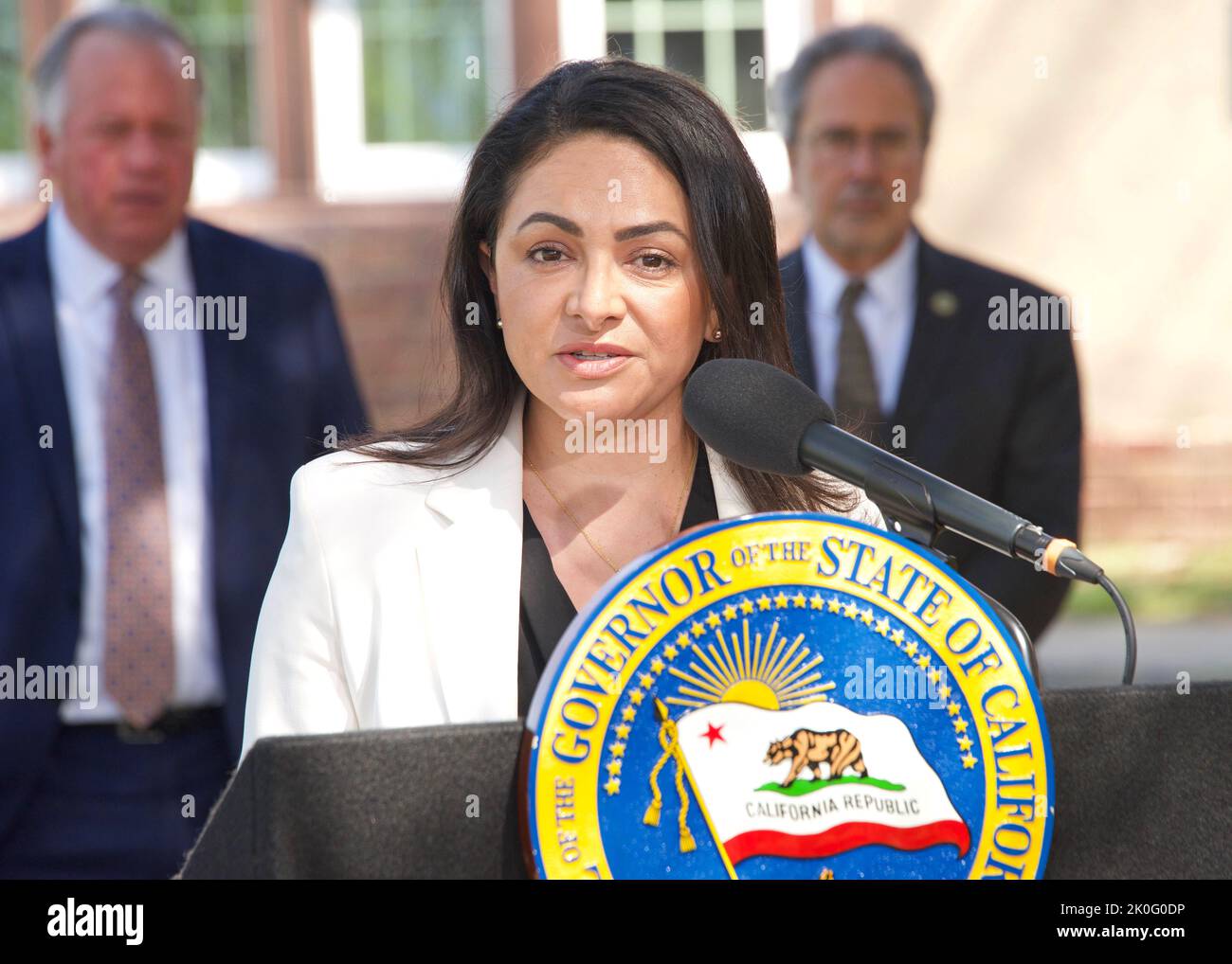 Seal of the governor of the state of ca hi-res stock photography and ...