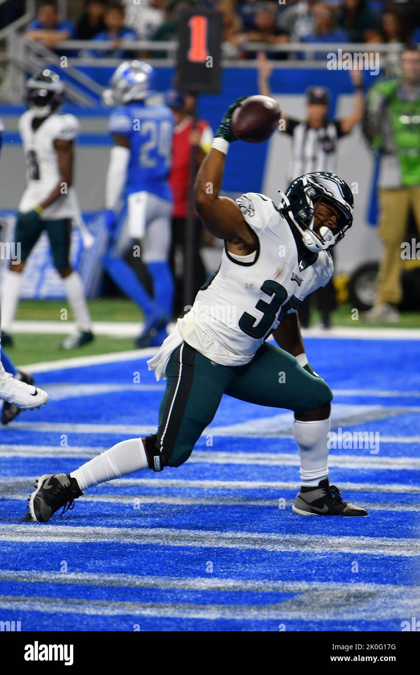 DETROIT, MI - SEPTEMBER 11: Philadelphia Eagles RB Boston Scott (35 ...