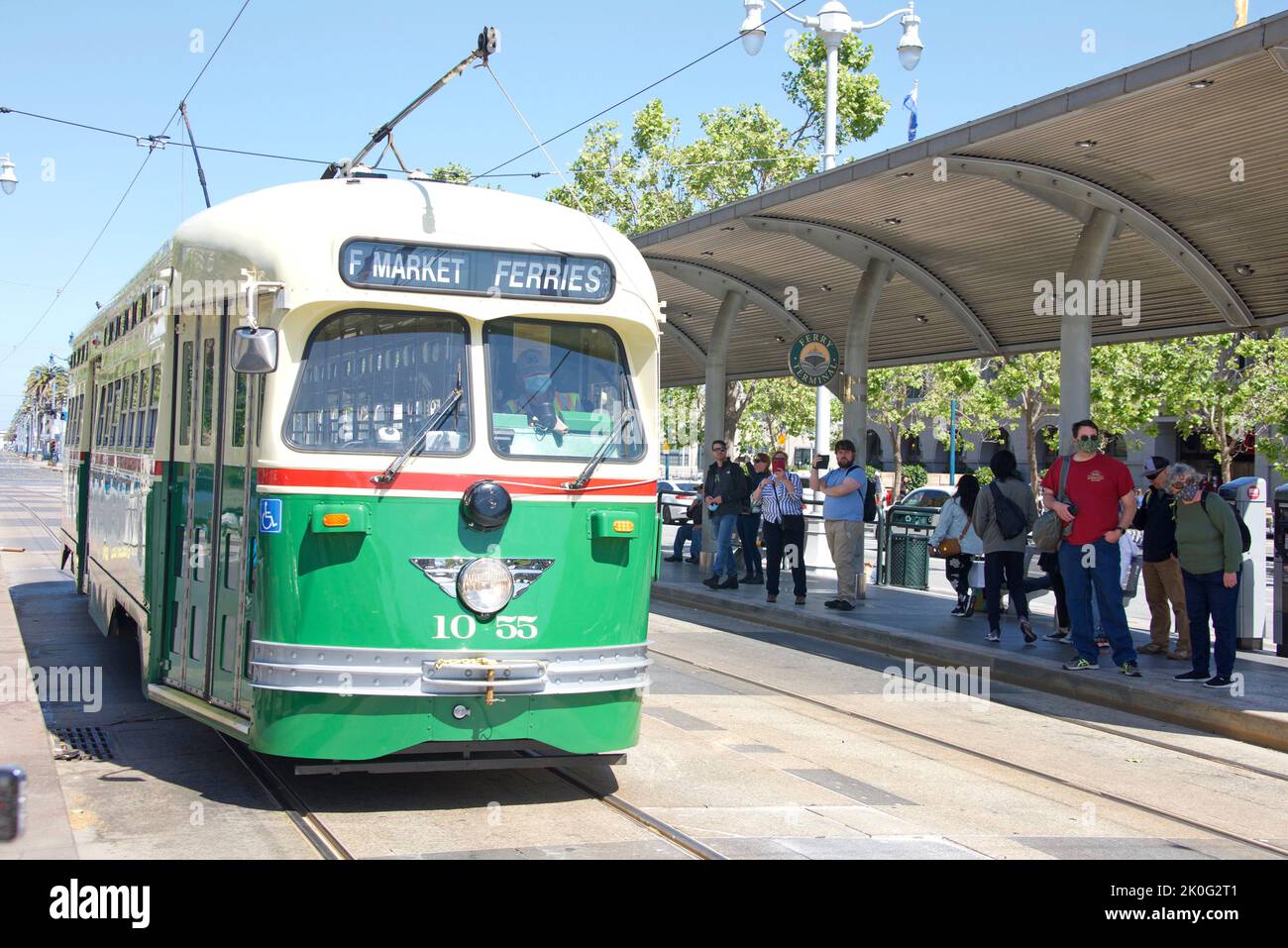 Muni public transportation cable car hi-res stock photography and ...