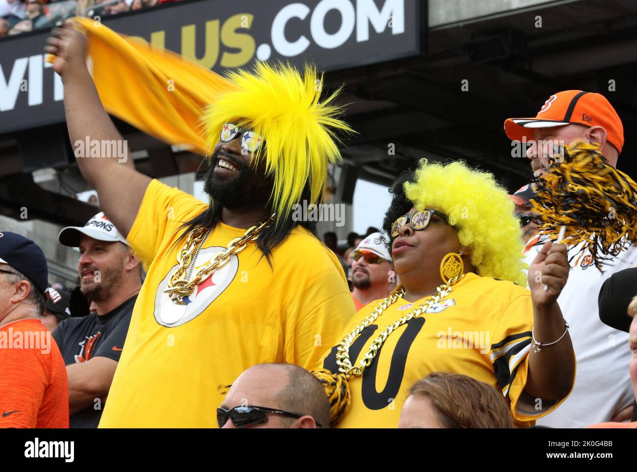 Cincinnati, United States. 11th Sep, 2022. Pittsburgh Steeles fans ...