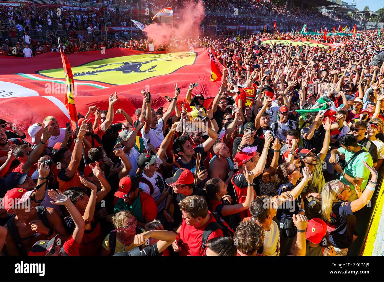 Monza, Italy. 11th Sep, 2022. spectators, fans, crowd, foule, fans ...