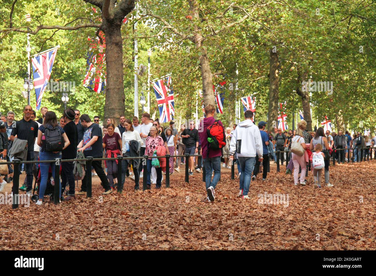London, UK. 11th Sep, 2022. People seen at The Mall walking towards ...