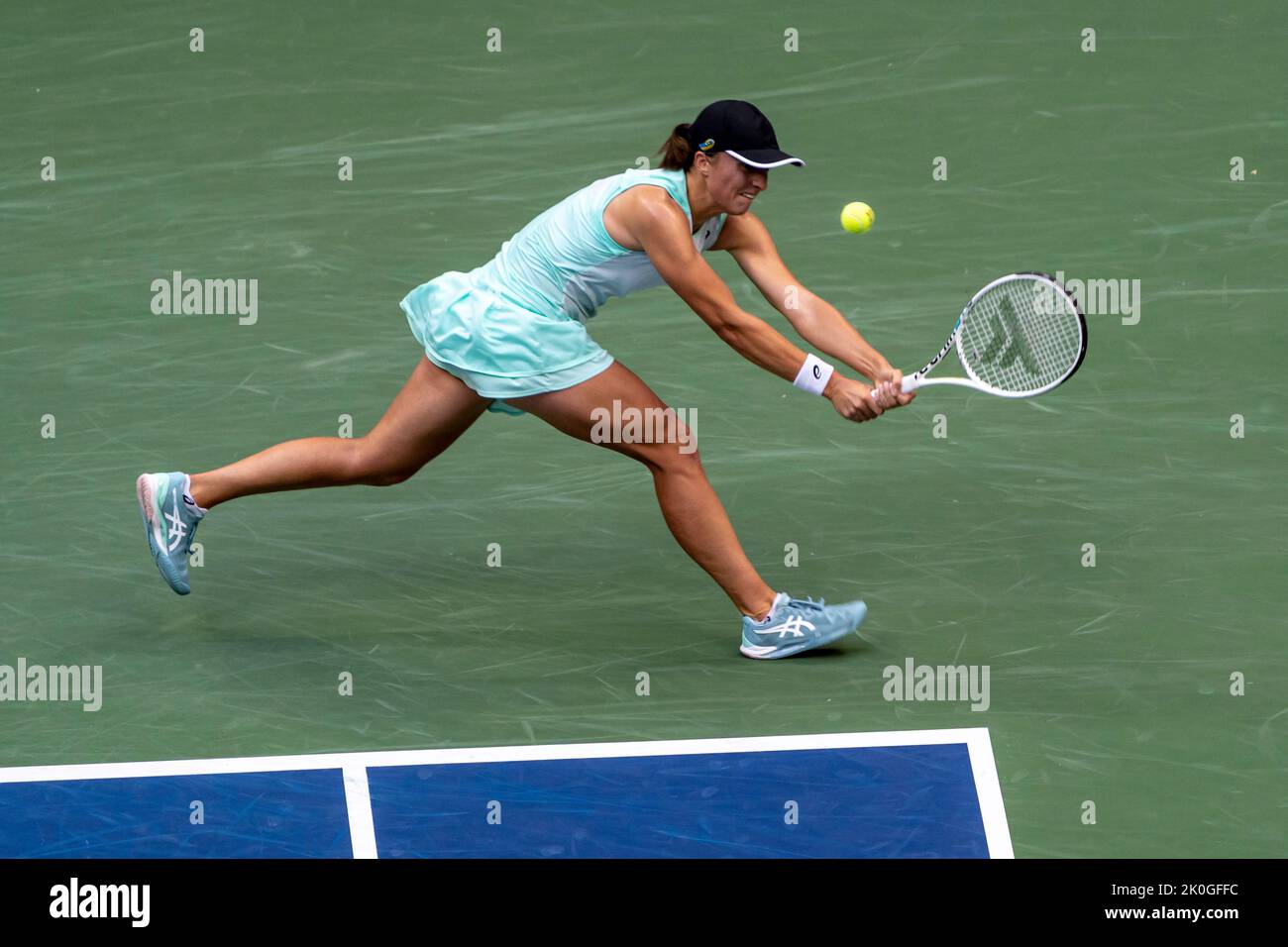Iga Swiatek (POL) wins the women's final at the 2022 US Open Stock Photo - Alamy