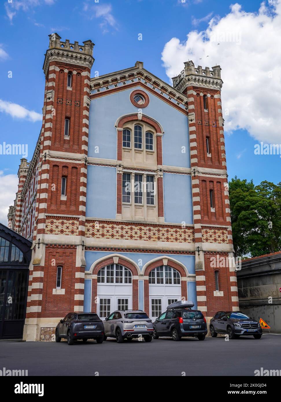 The facilities of Champagne Pommery at the wine estate and historic ...
