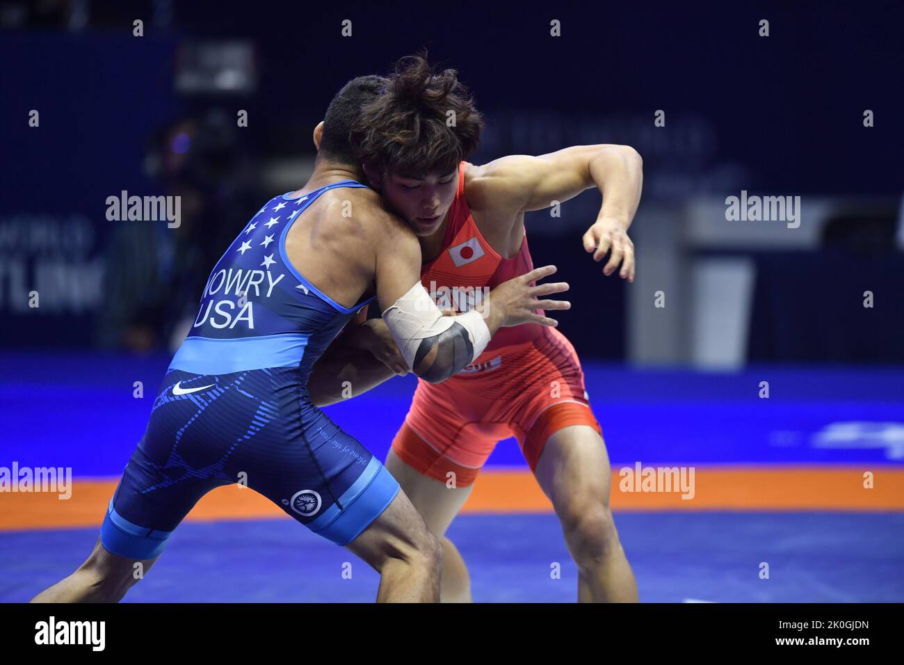 Belgrade. 11th Sep, 2022. Japan's Shiotani Yu (R) and Max Emiliano ...