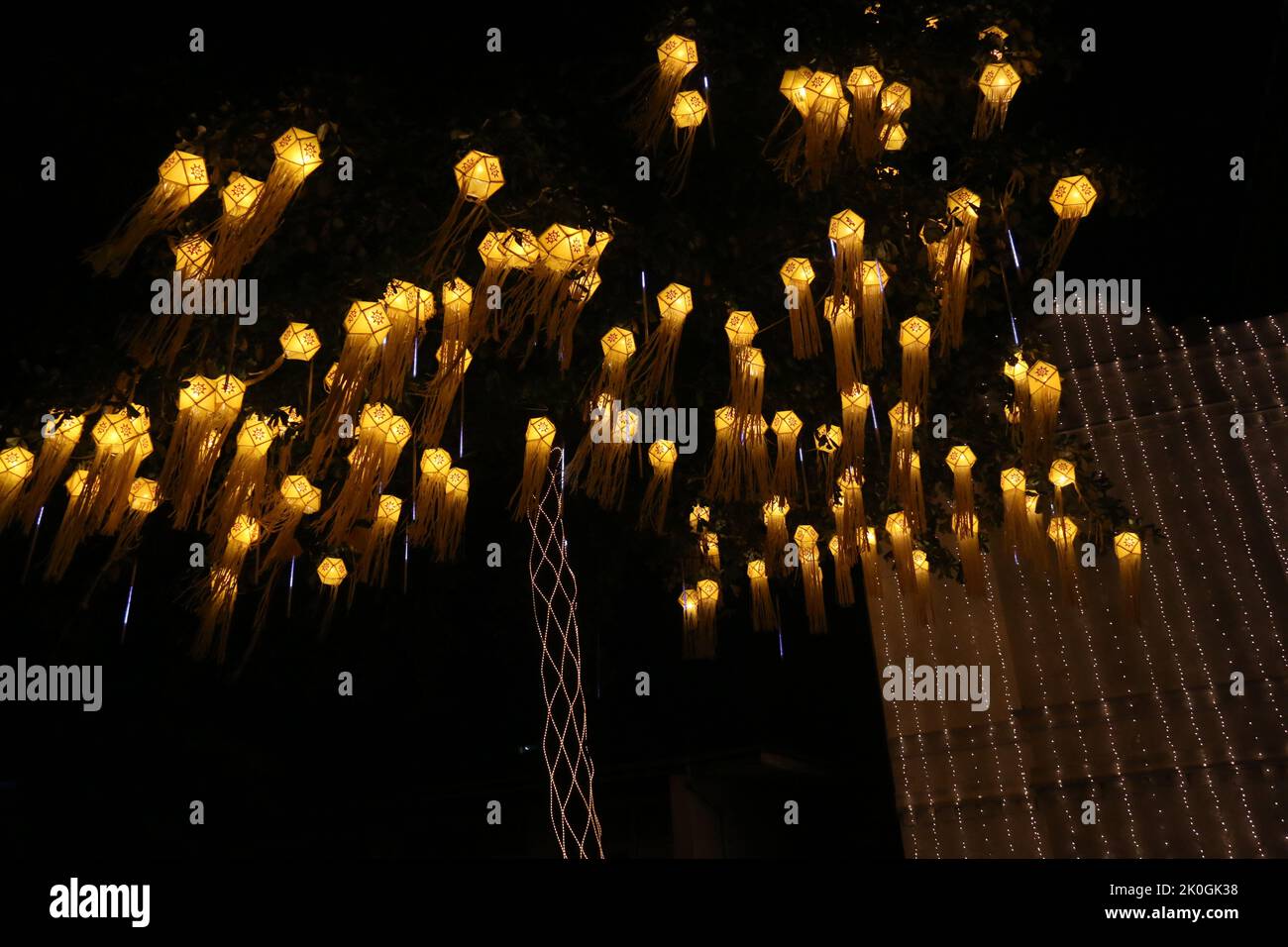Vesak a Buddhist festival in Sri Lanka Stock Photo - Alamy