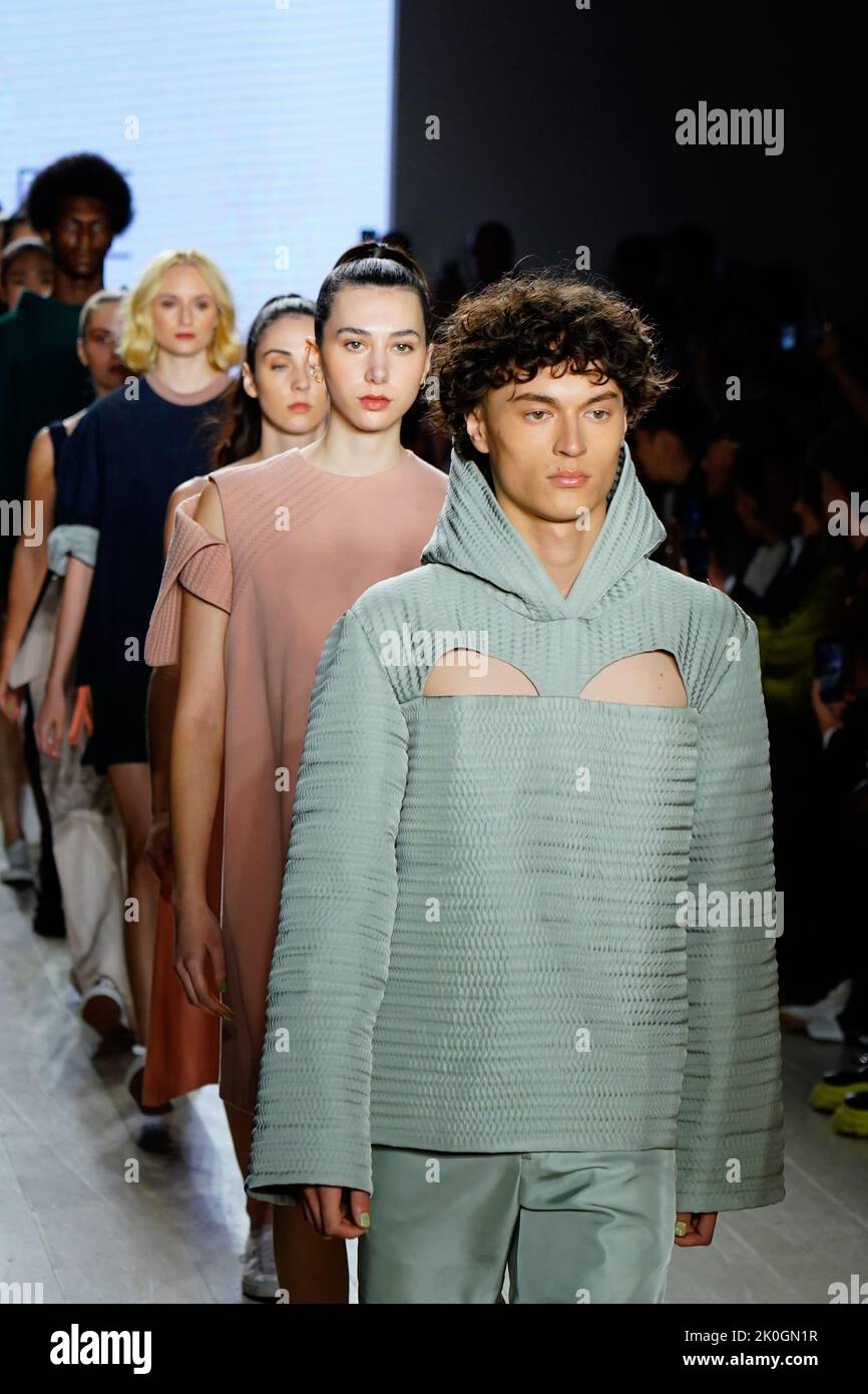 New York, USA. 11th Sep, 2022. Model on the runway Lunalee Spring 2023 ...