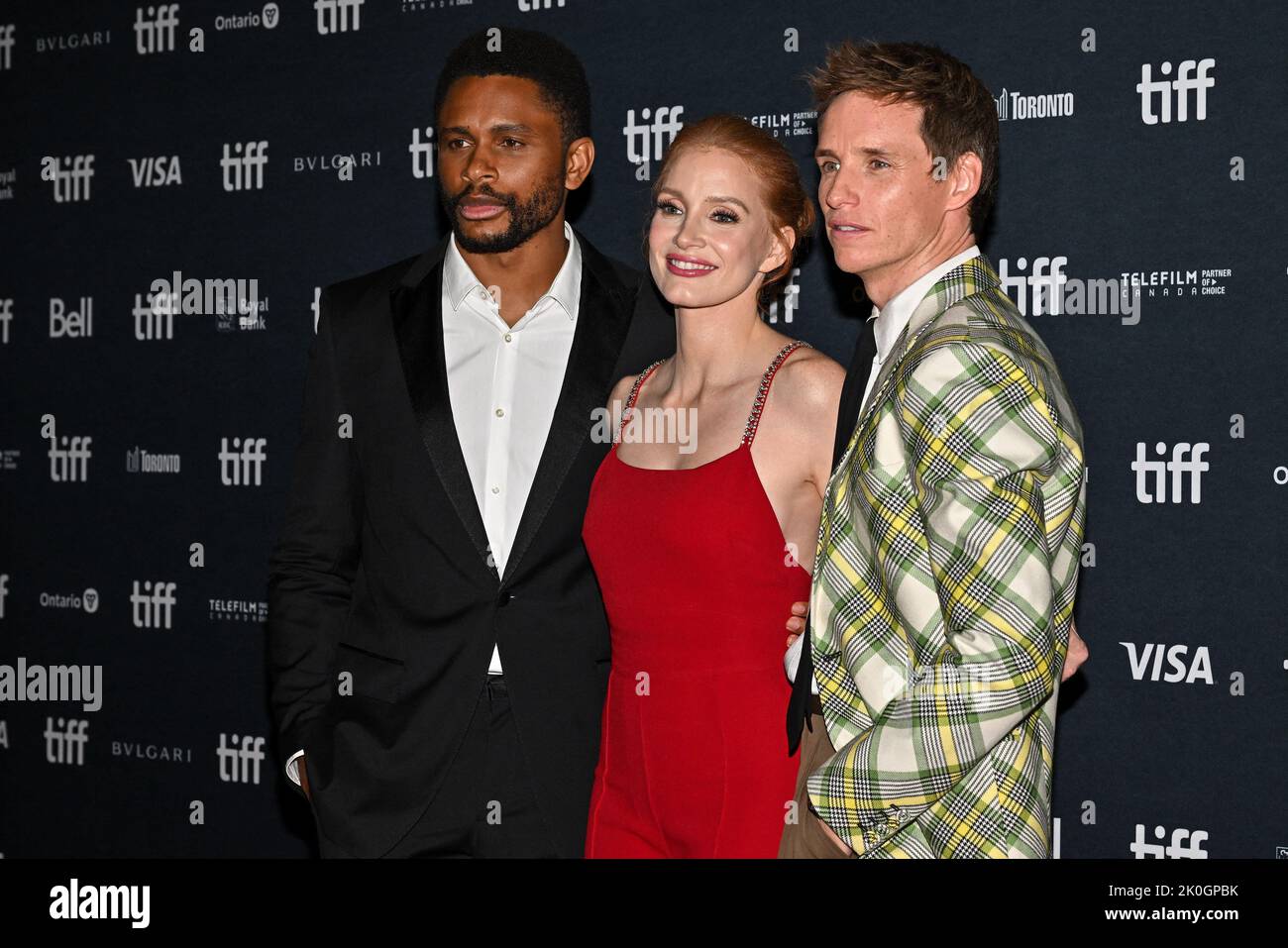 Eddie redmayne and jessica chastain hi-res stock photography and images ...