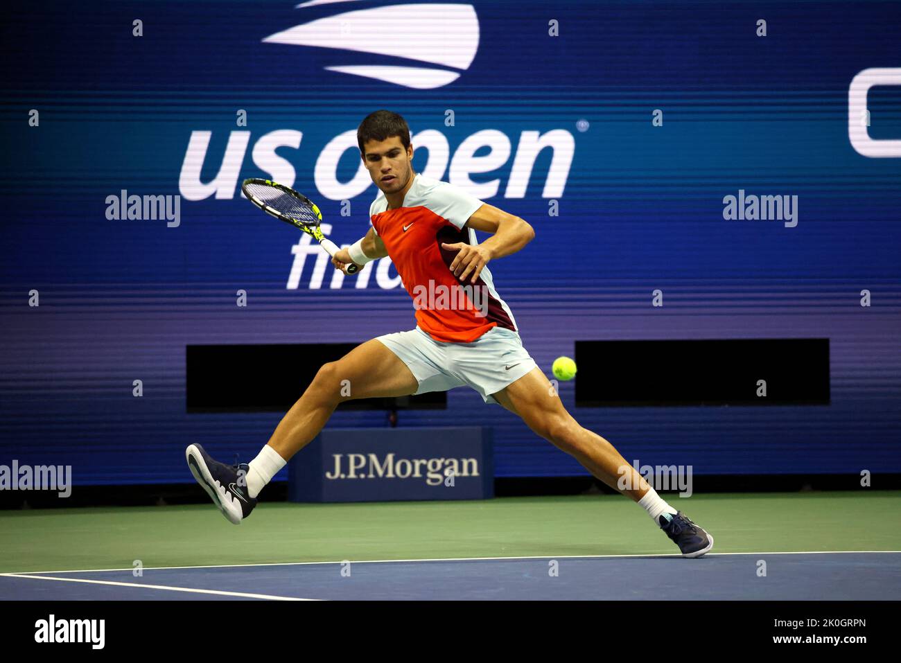 Carlos alcaraz volley hi-res stock photography and images - Alamy