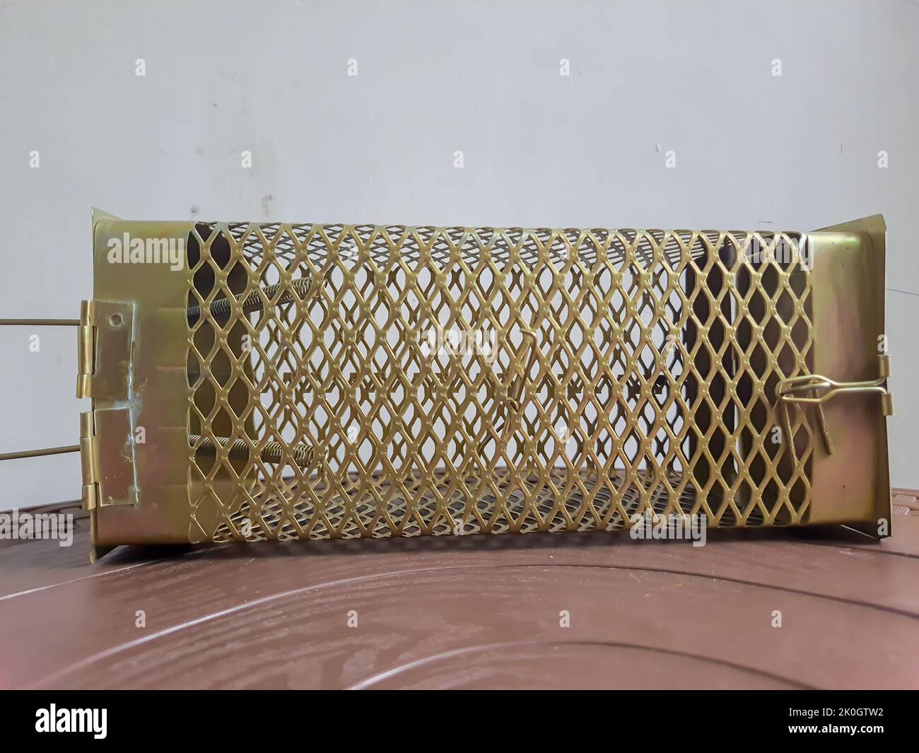 rat cage trap from different angle at day Stock Photo - Alamy