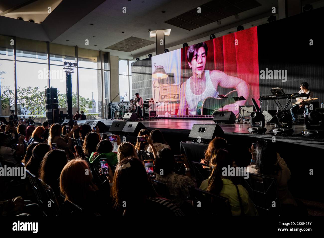 Kinnporsche actor hi-res stock photography and images - Alamy