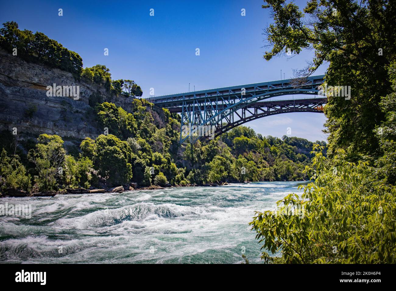A scenic bridge in the Niagara Gorge in Canada Stock Photo - Alamy