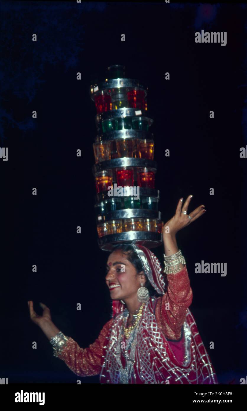 Thali dance hi-res stock photography and images - Alamy