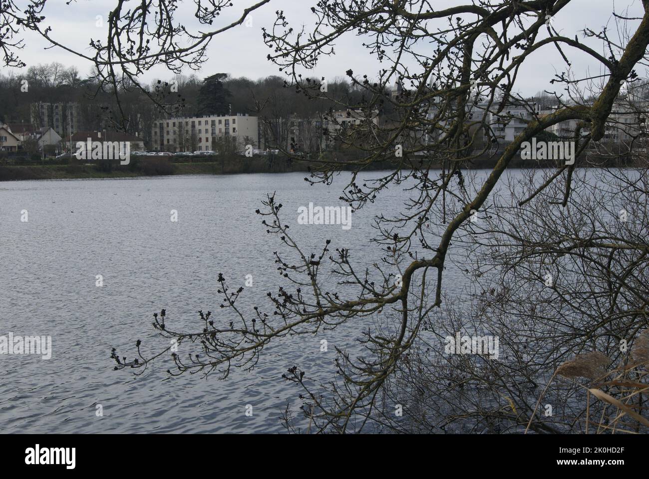 LE LAC DE VIRY CHATILLON,ESSONE,FRANCE Stock Photo - Alamy
