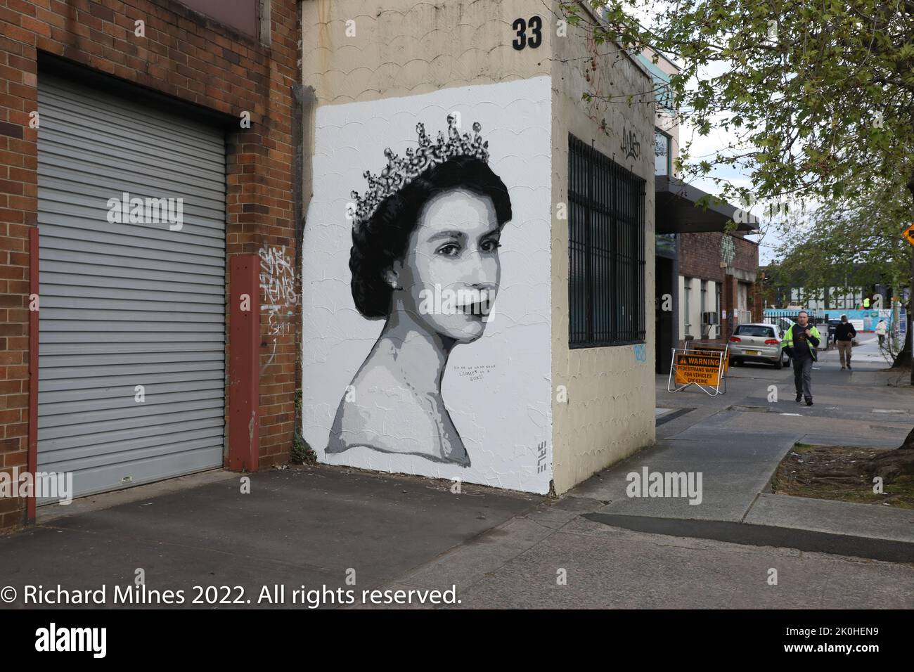 Sydney, Australia. 12th September 2022. A mural to the Queen by artist ...