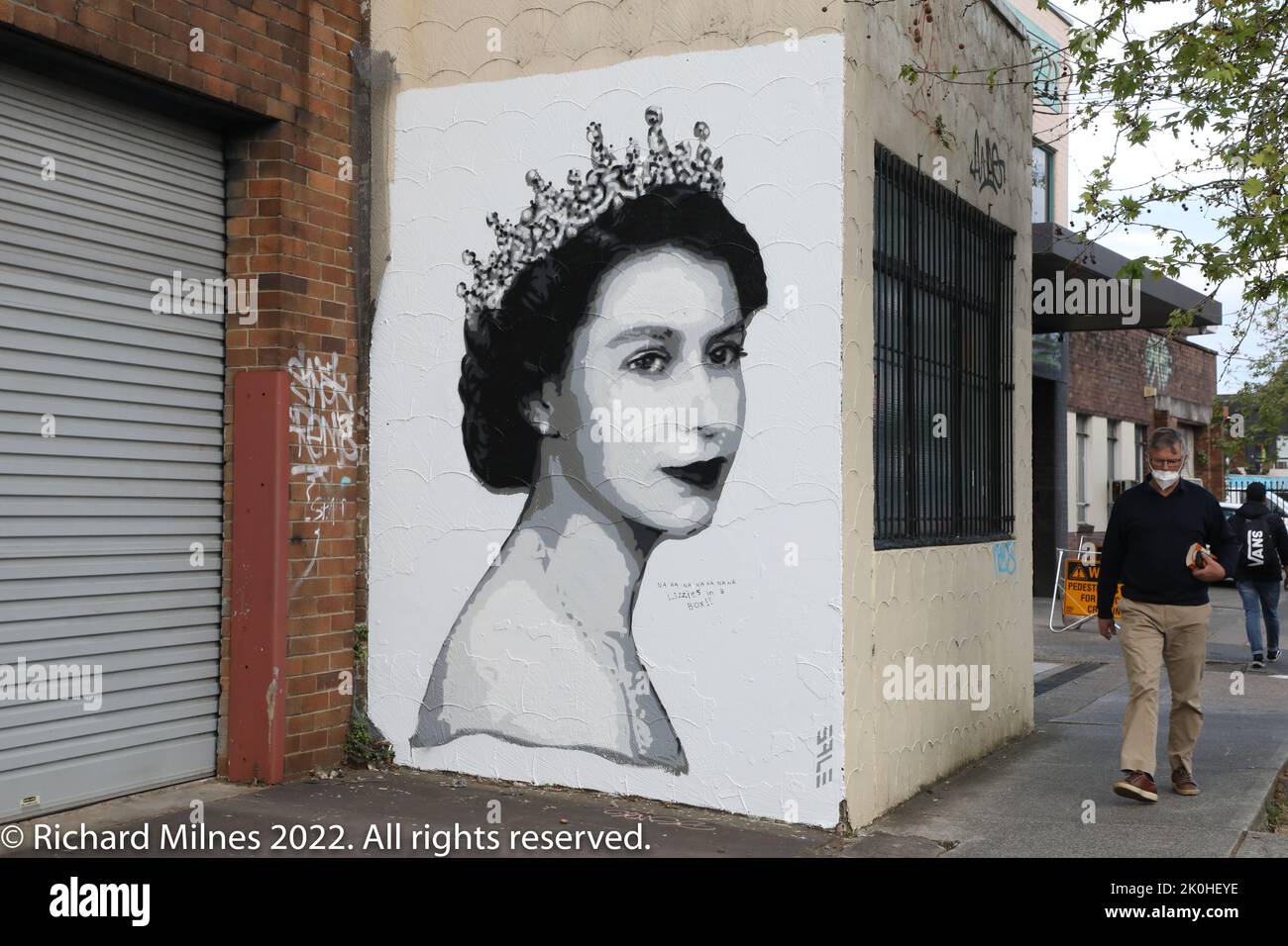 Sydney, Australia. 12th September 2022. A mural to the Queen by artist ...
