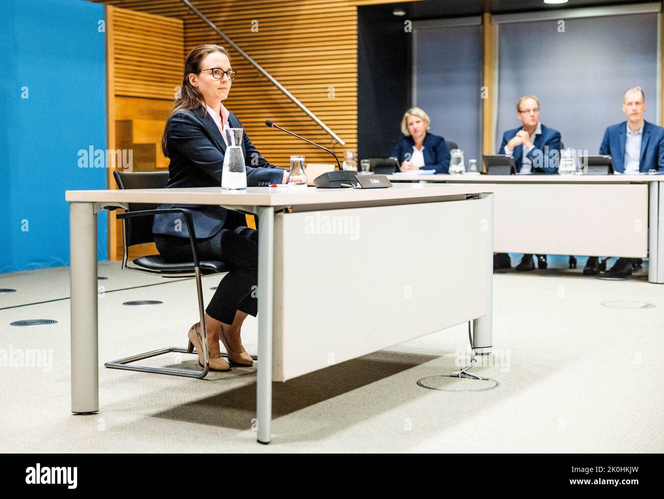 2022-09-12 10:02:15 THE HAGUE - Melissa Dales in the Survey Room of the ...