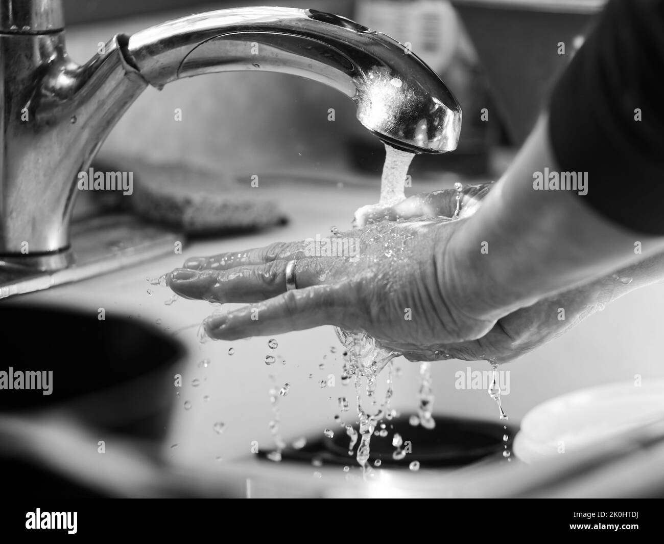 Washing a bathroom Black and White Stock Photos & Images - Alamy