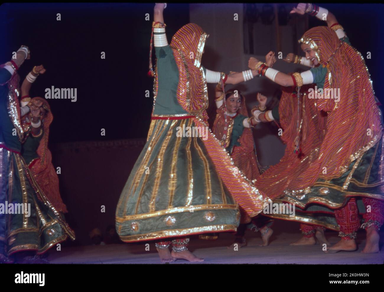 Ghoomar dance hi-res stock photography and images - Alamy