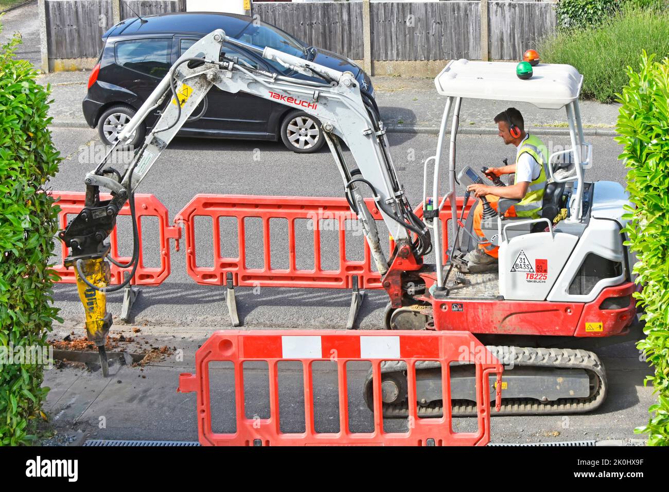 Mini excavator digger driver hi-res stock photography and images - Alamy