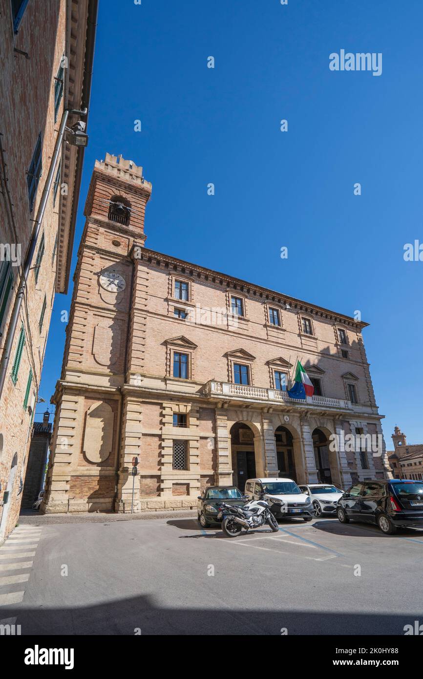 Filottrano vertical hi-res stock photography and images - Alamy