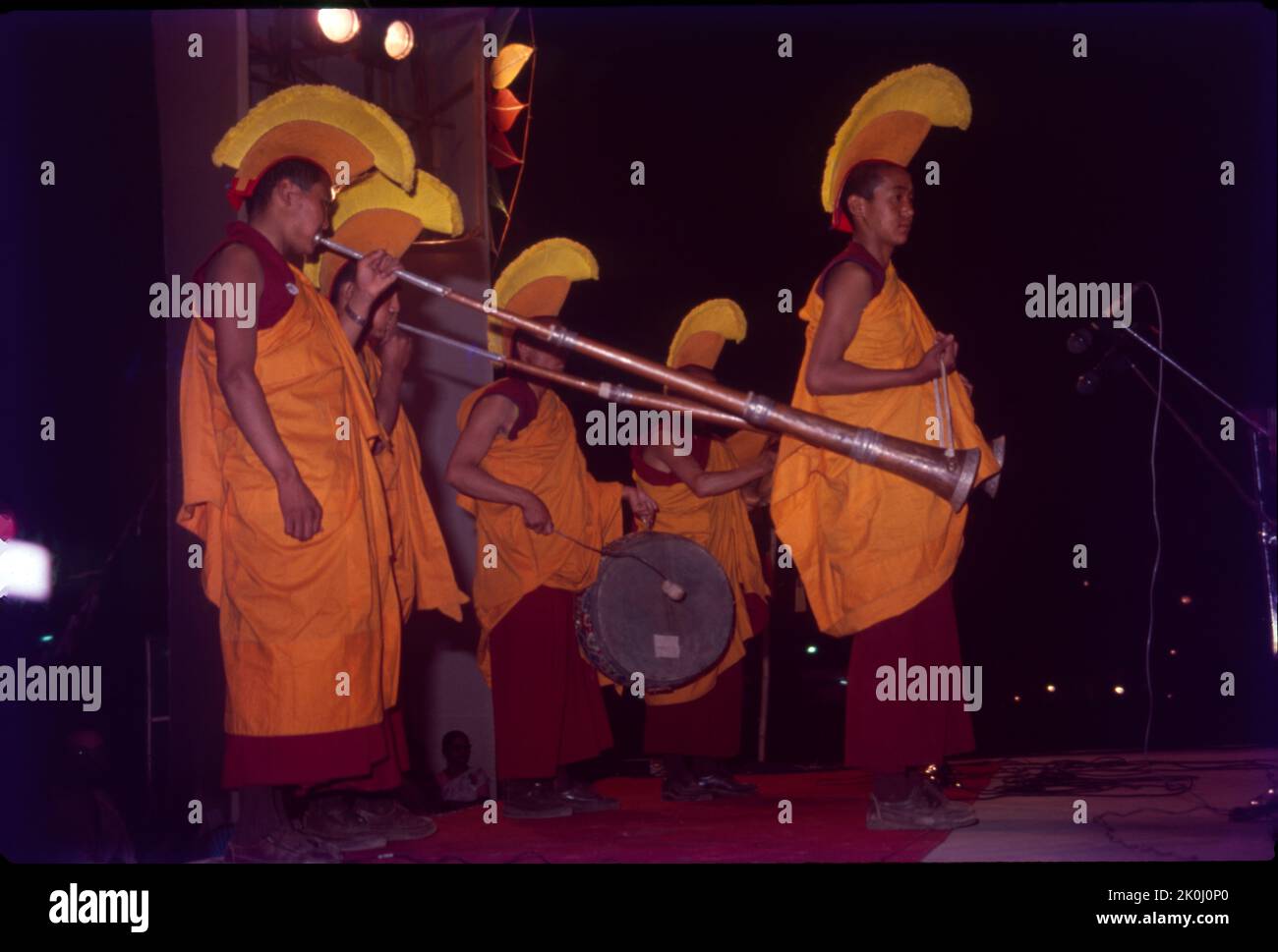 Himachal pradesh dance hi-res stock photography and images - Alamy