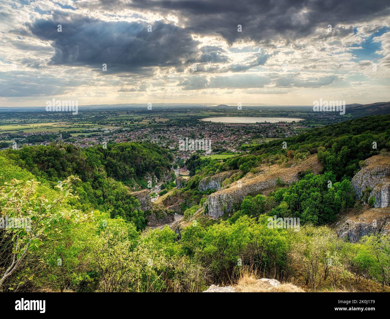 The most stunning scenery from the cliffs of Cheddar Gorge. Taken from ...