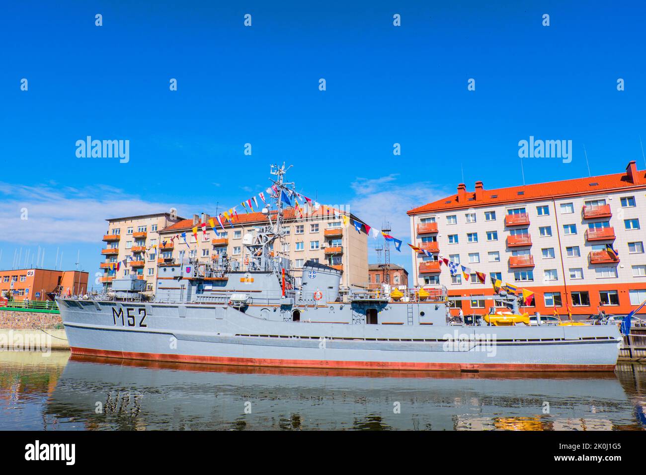 M52 ship hi-res stock photography and images - Alamy
