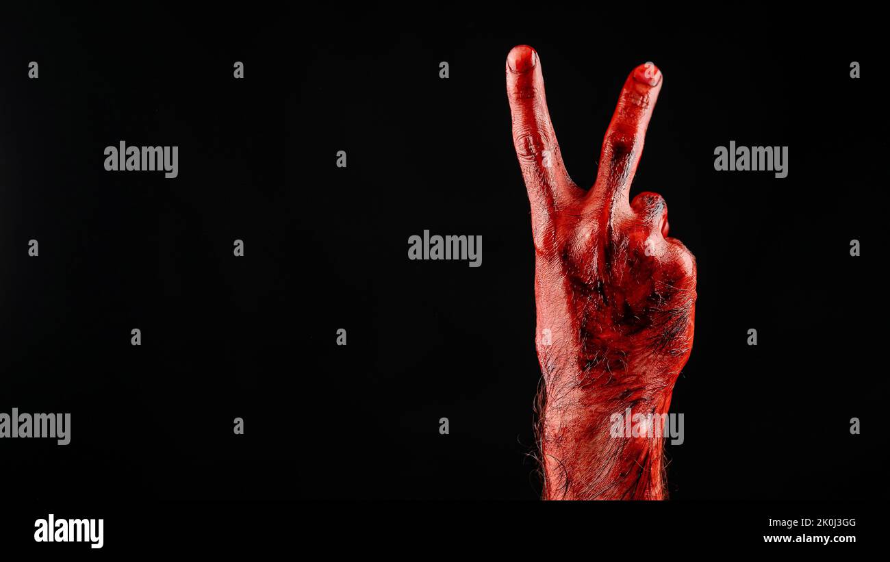 Bloody fingers hi-res stock photography and images - Alamy