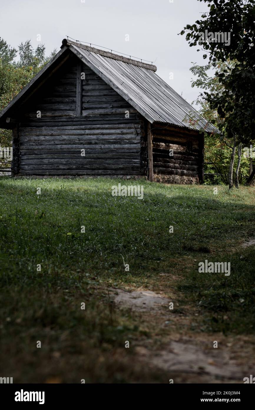 Outside exterior log cabin historic hi-res stock photography and images ...