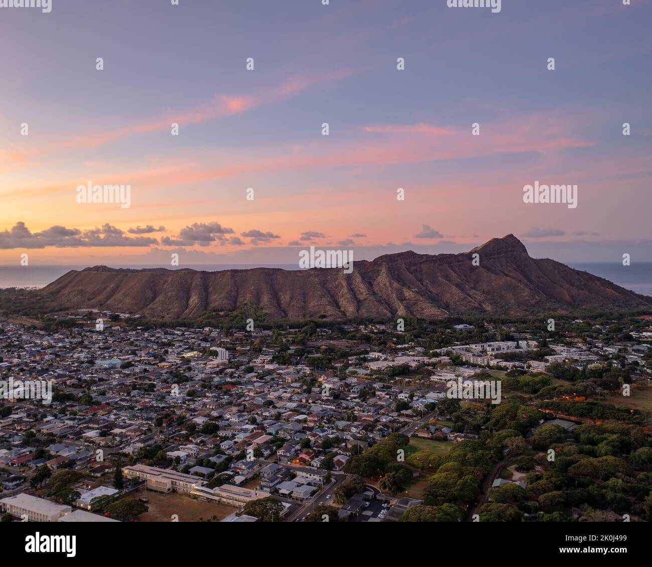 Sunrise over diamond head hi-res stock photography and images - Alamy