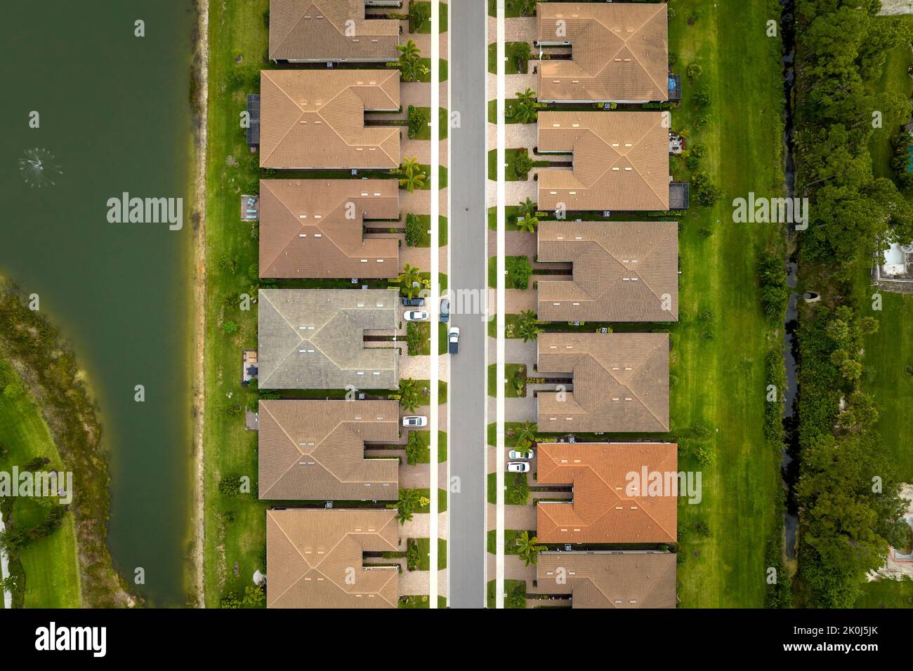 Aerial view of tightly packed homes in Florida closed living clubs ...