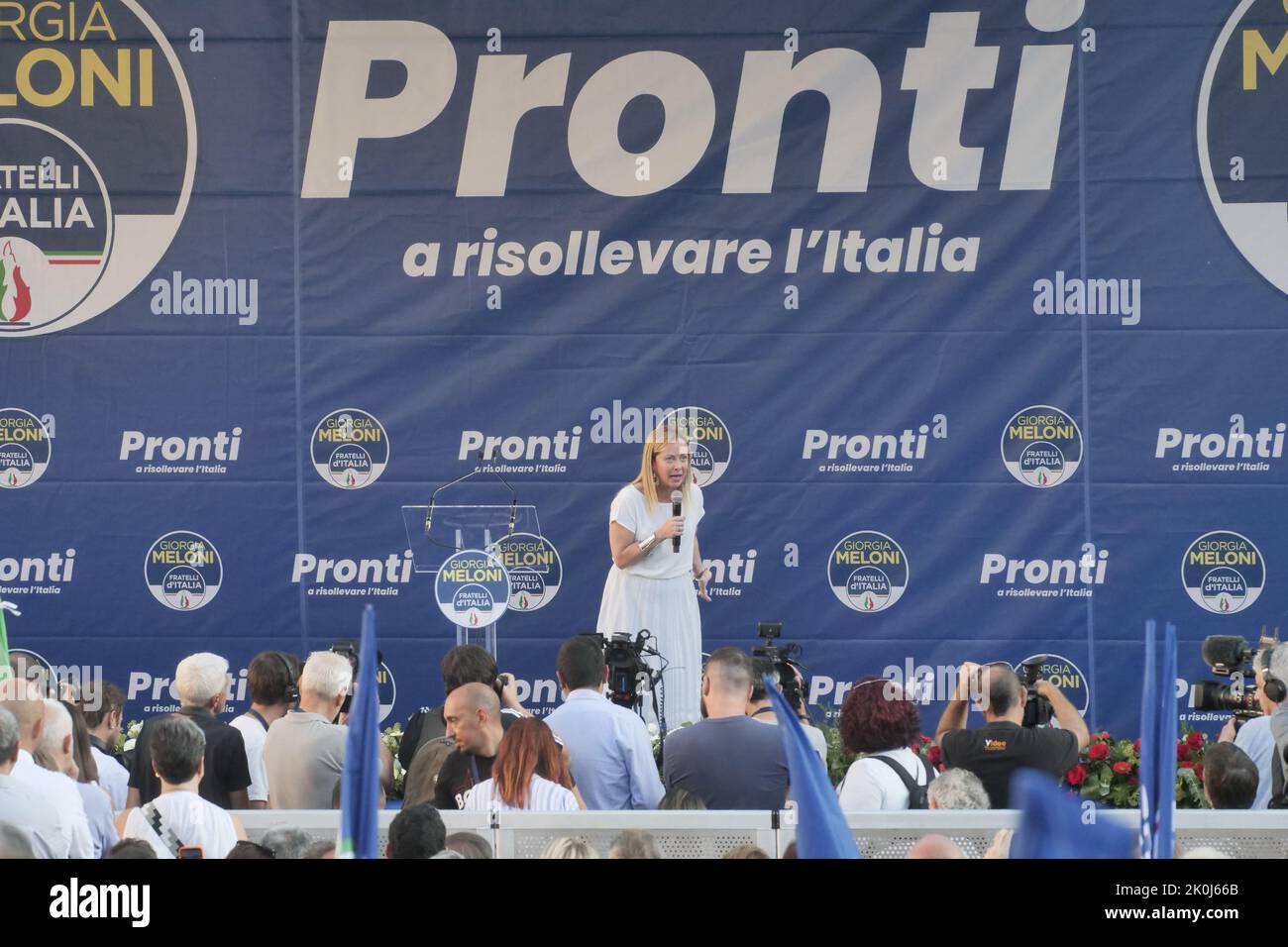 Giorgia meloni comizio hi-res stock photography and images - Alamy