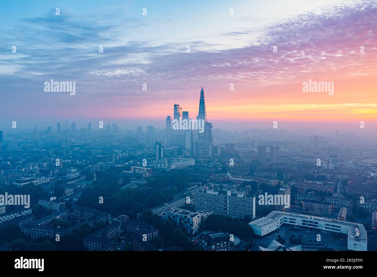 London bright aerial hi-res stock photography and images - Alamy
