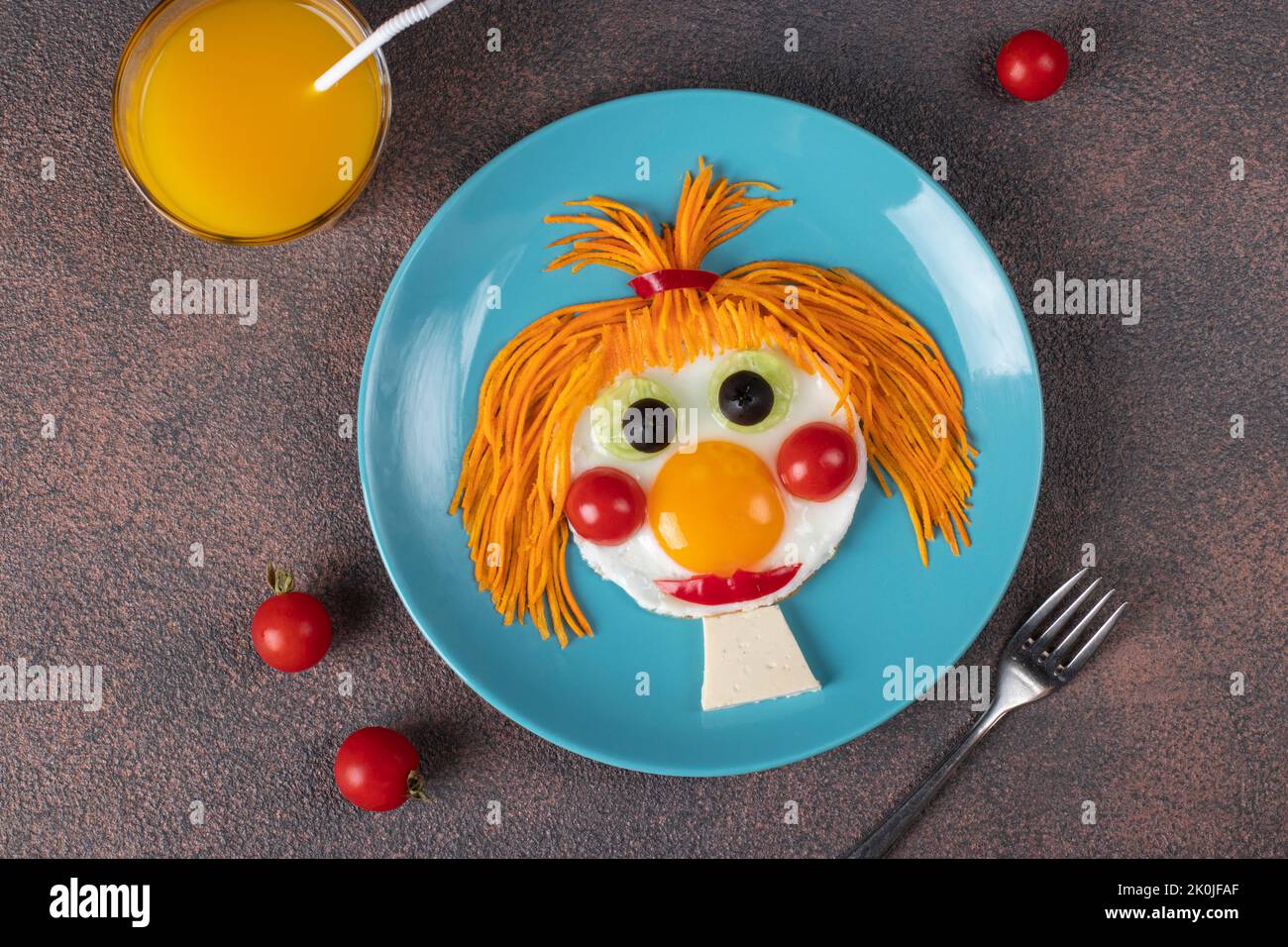 Fun Food for kids - smiling face ginger girl made from fried eggs ...