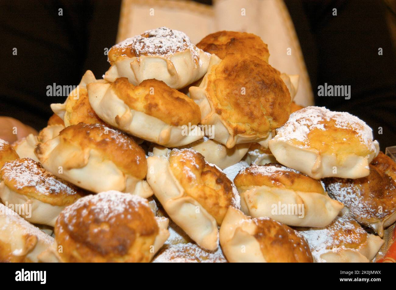 Pardula hi-res stock photography and images - Alamy