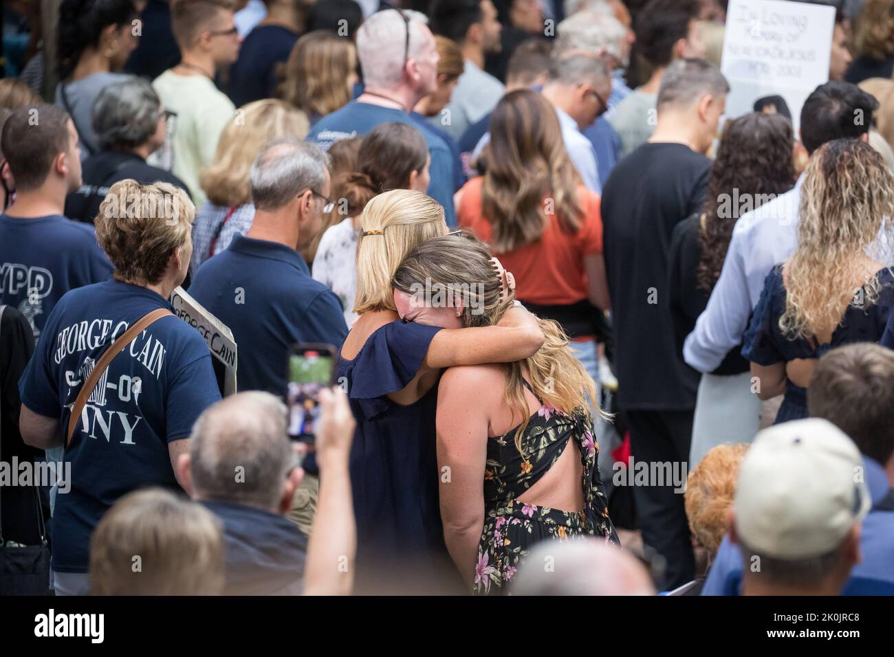 New York, USA. 11th Sep, 2022. People attend a commemoration ceremony ...