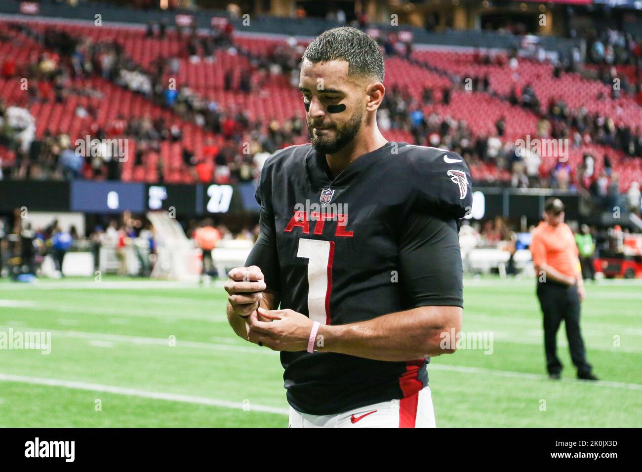 Atlanta, Georgia, USA. 11th Sep, 2022. Atlanta Falcons quarterback ...