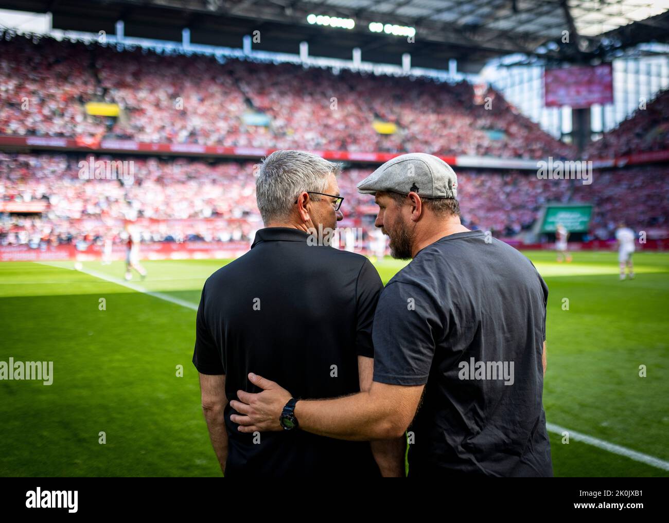 Union’s head coach Urs Fischer und Trainer Steffen Baumgart (Köln) 1 ...
