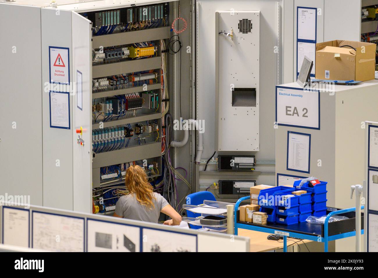 Barleben, Germany. 12th Sep, 2022. An employee of "Horiba" builds a ...