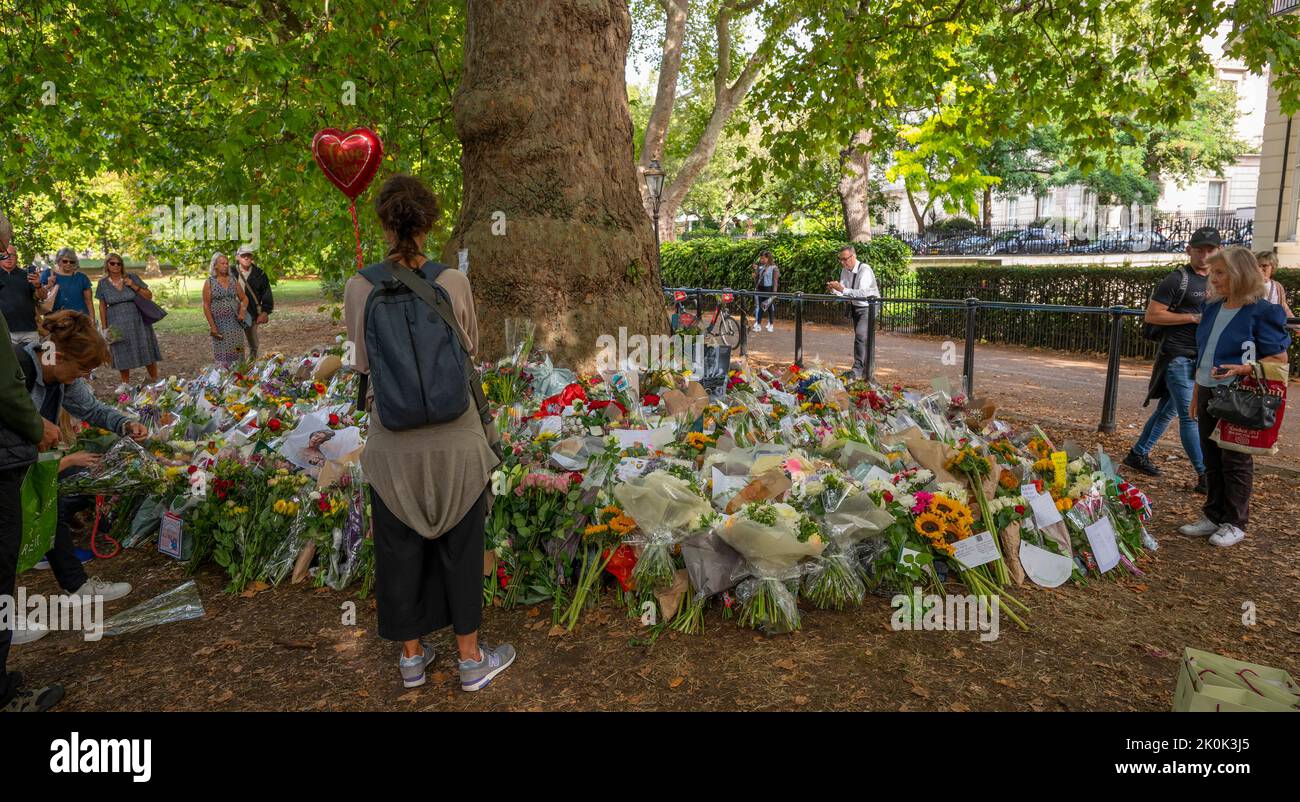London, UK. 12 September 2022. Green Park adjacent to Buckingham Palace ...