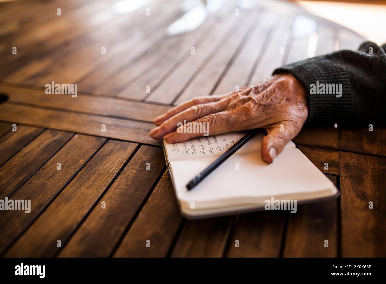 Smart house man writing hi-res stock photography and images - Alamy