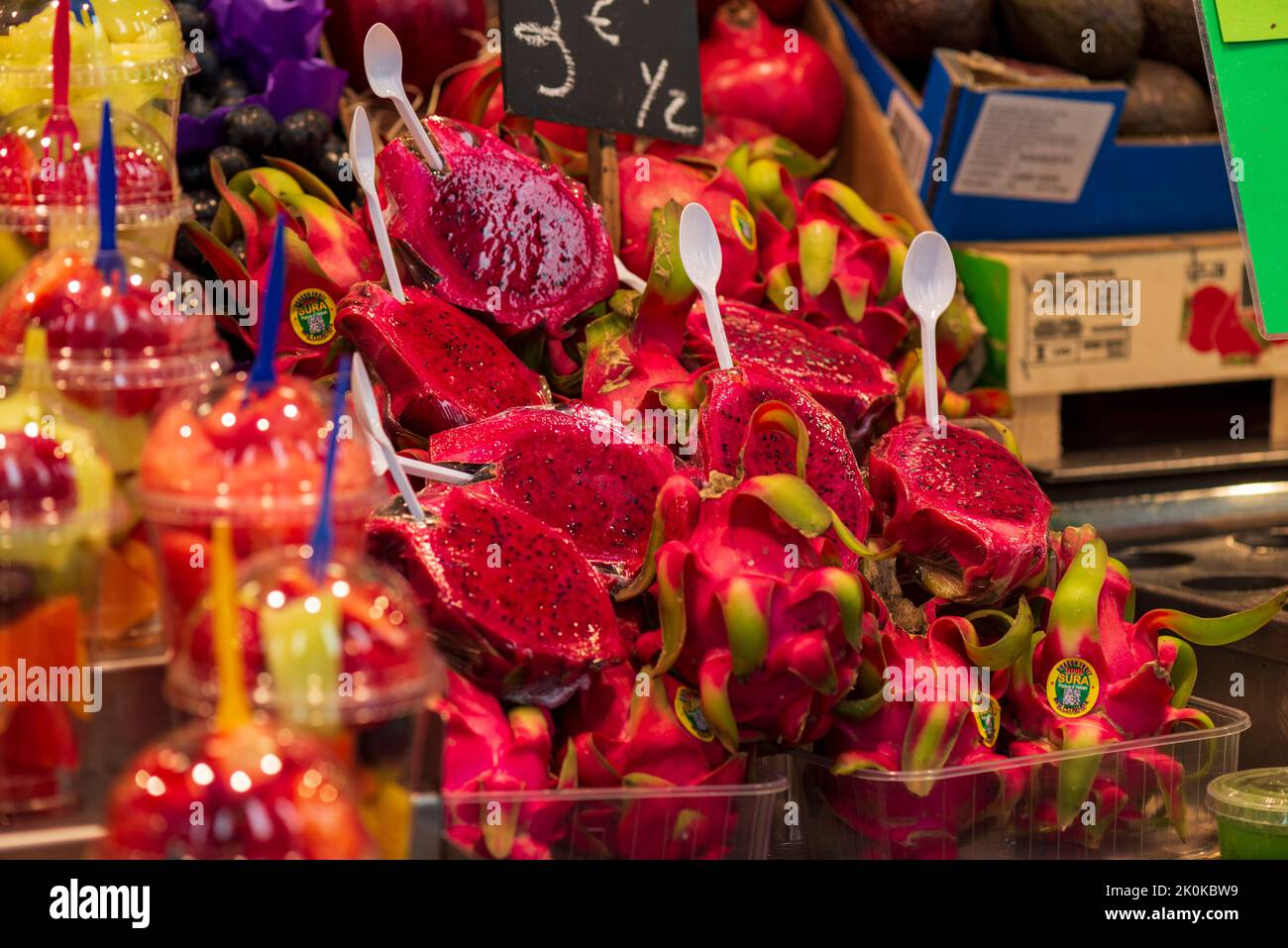 view of a market stall with fruits Stock Photo - Alamy
