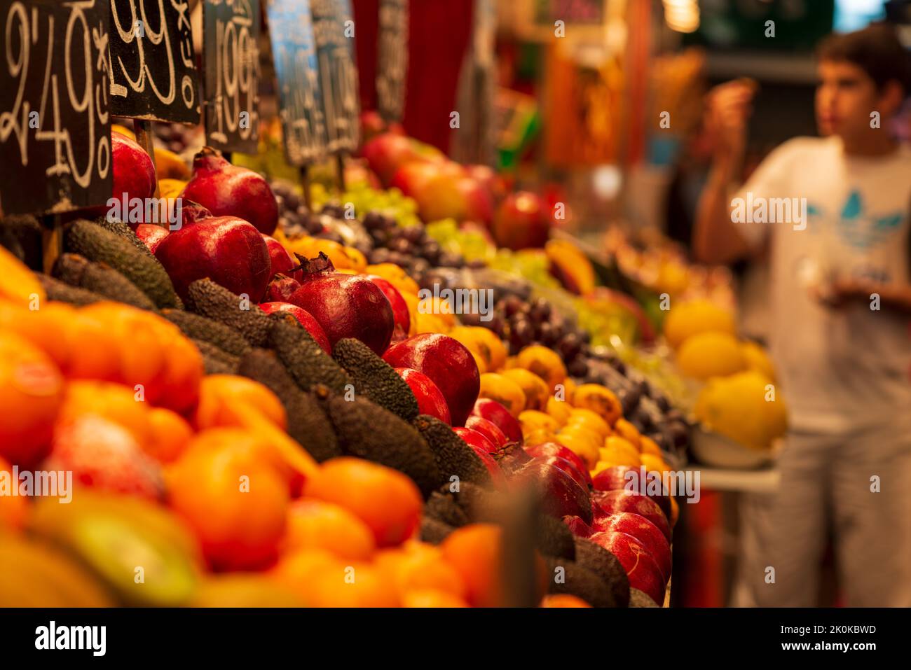 view of a market stall with fruits Stock Photo - Alamy