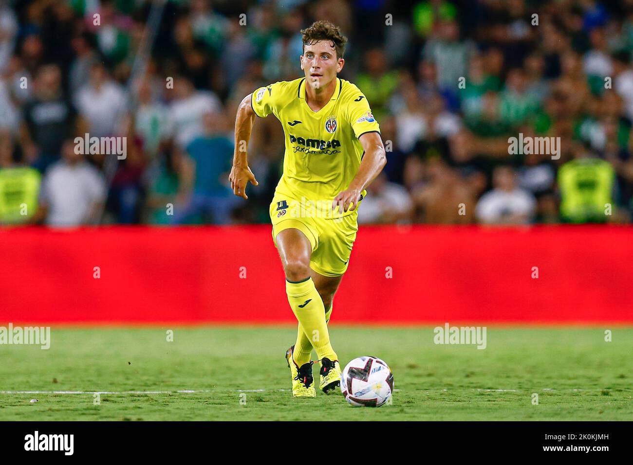 Pau Torres of Villarreal during the La Liga match between Real Betis ...