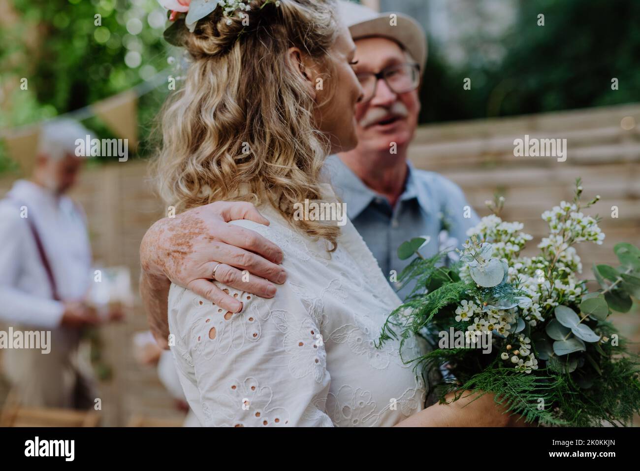 Father daughter wedding hi-res stock photography and images - Alamy