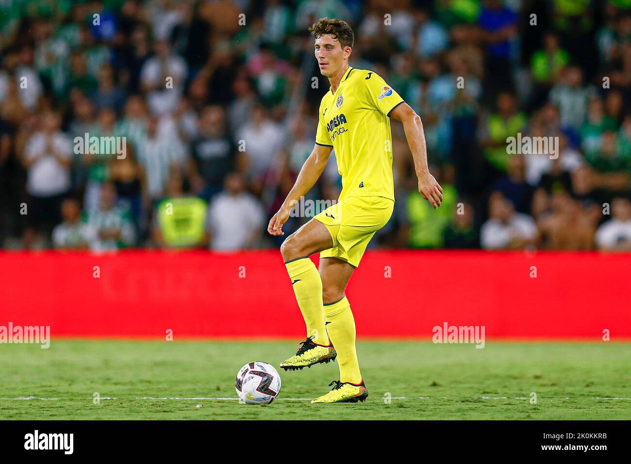 Pau Torres of Villarreal during the La Liga match between Real Betis ...