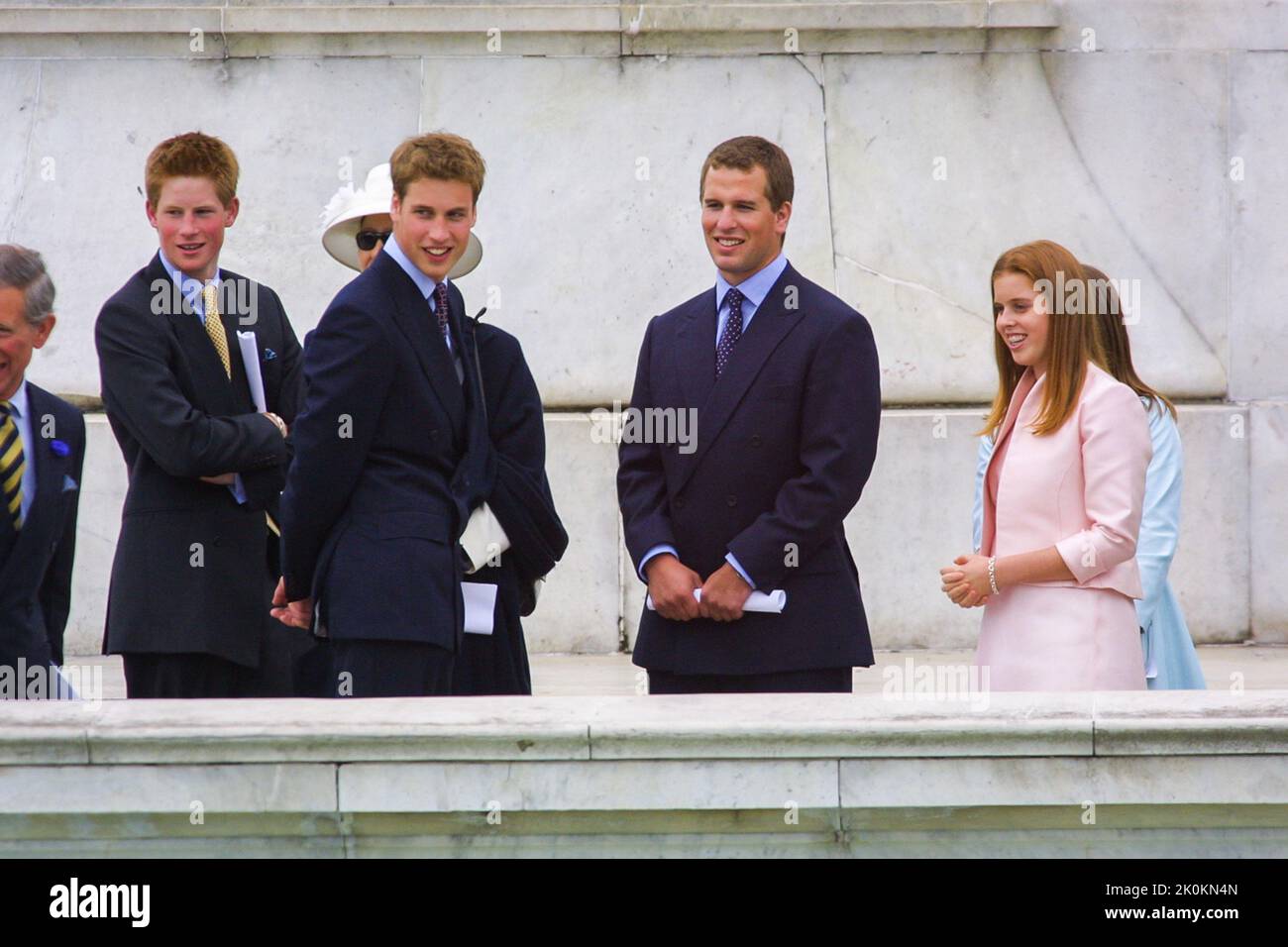 4th June 2002 - Members of British Royal Family attending Golden ...